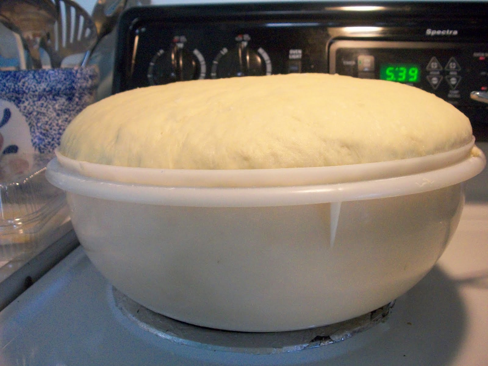 Georgia's Kitchen and MORE!: TRADITIONAL EASTER PASKA (BREAD)