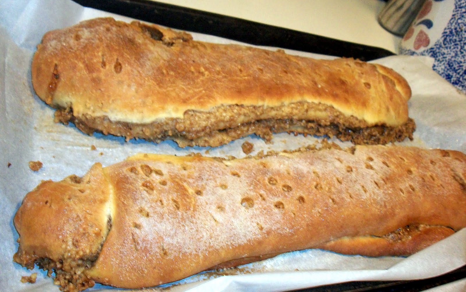 Georgia's Kitchen and MORE!: TRADITIONAL EASTER PASKA (BREAD)