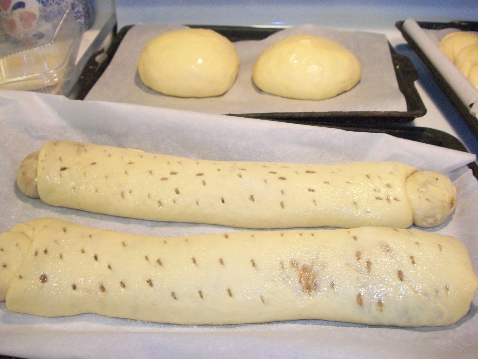 Georgia's Kitchen and MORE!: TRADITIONAL EASTER PASKA (BREAD)