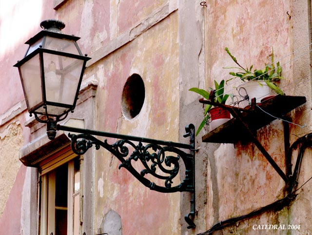 Conta-me como era...: Candeeiro Tradicional de Rua