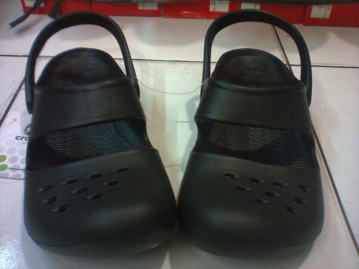 RAJASHOP ONLINE: SEPATU SANDAL / CROCS