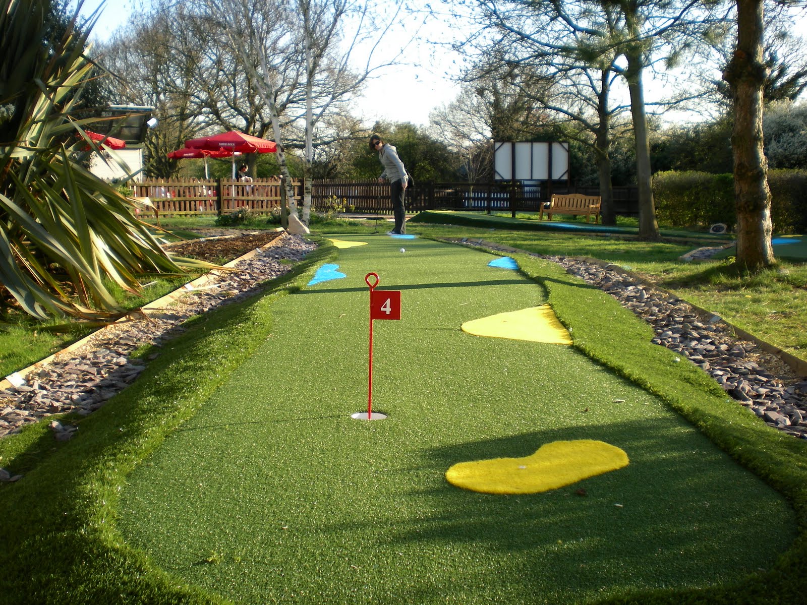 The Ham and Egger Files: Crazy World of Minigolf Tour - Course Visit ...