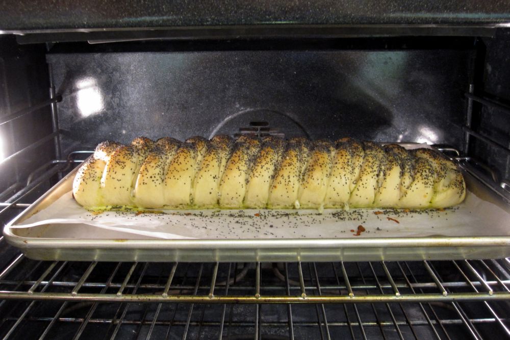 Happy Go Marni: White, Red, and Green Italian Braid Featuring a Pesto ...