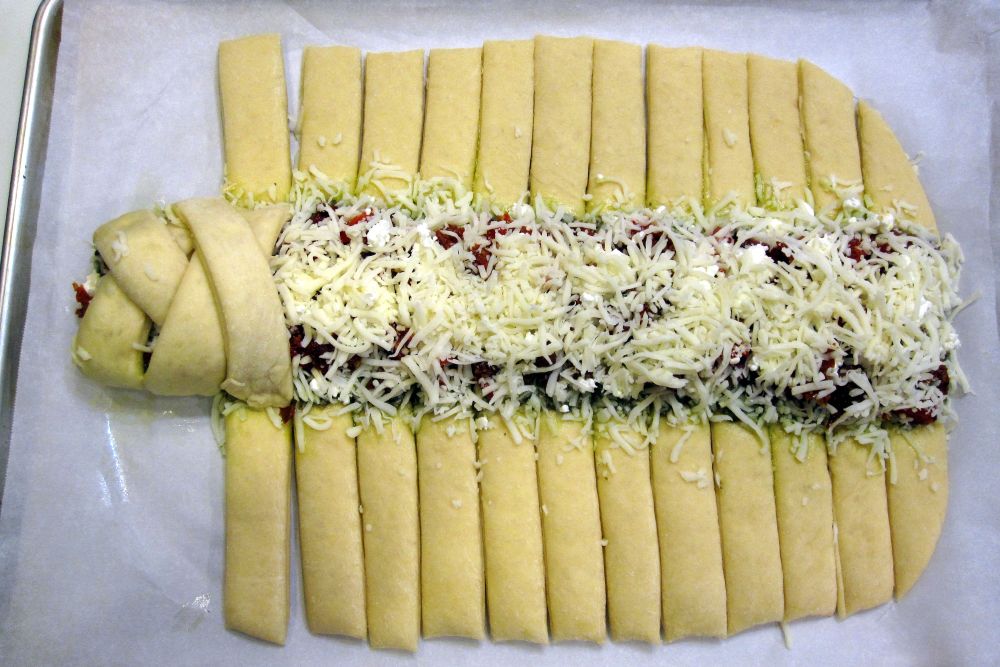 Happy Go Marni: White, Red, and Green Italian Braid Featuring a Pesto ...