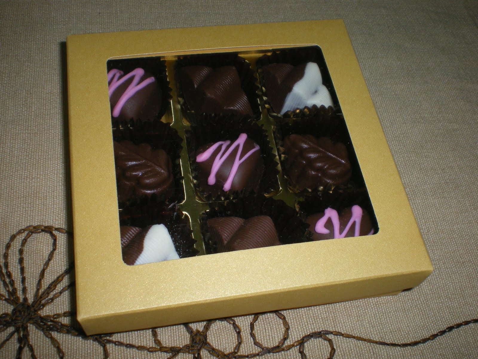 Rayyan Homemade Chocolate: TYPE OF PACKAGING