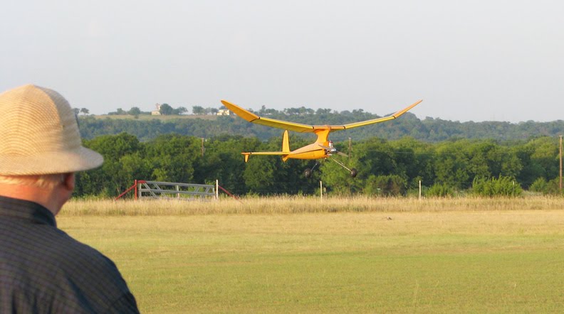 The Building Board: Final Test Flight of the Comet Sailplane