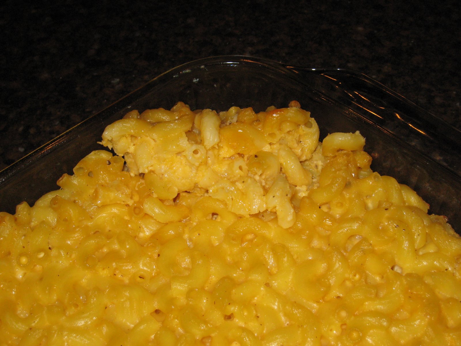 The Lady's Cheesy Mac - Apple A Day