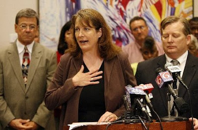 Faye Brown's Blog: Una Anderson Denies Bribery Allegations