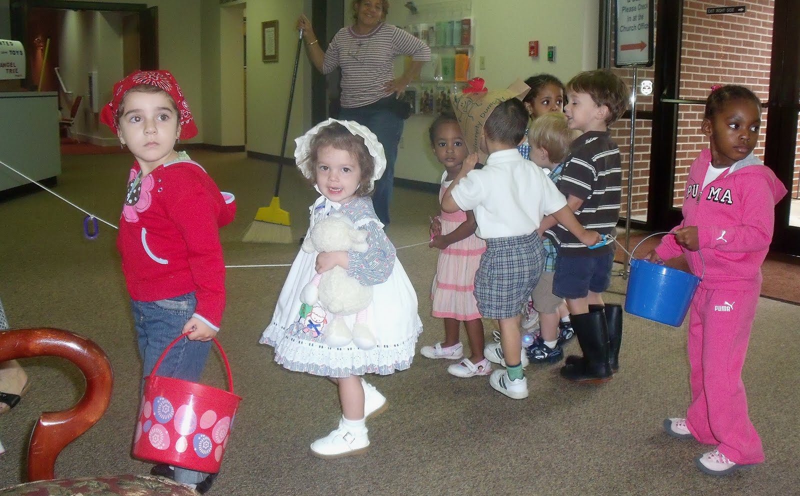 The Cable Clan: It's Mother Goose Day!