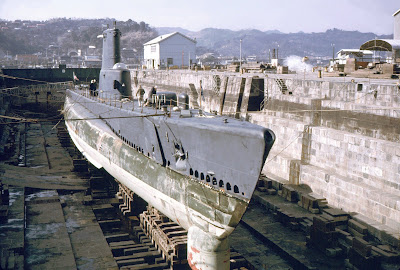 STERLET SS-392 UNDERSEA WARRIOR: USS Charr SS-328 in Yokosuka Drydock