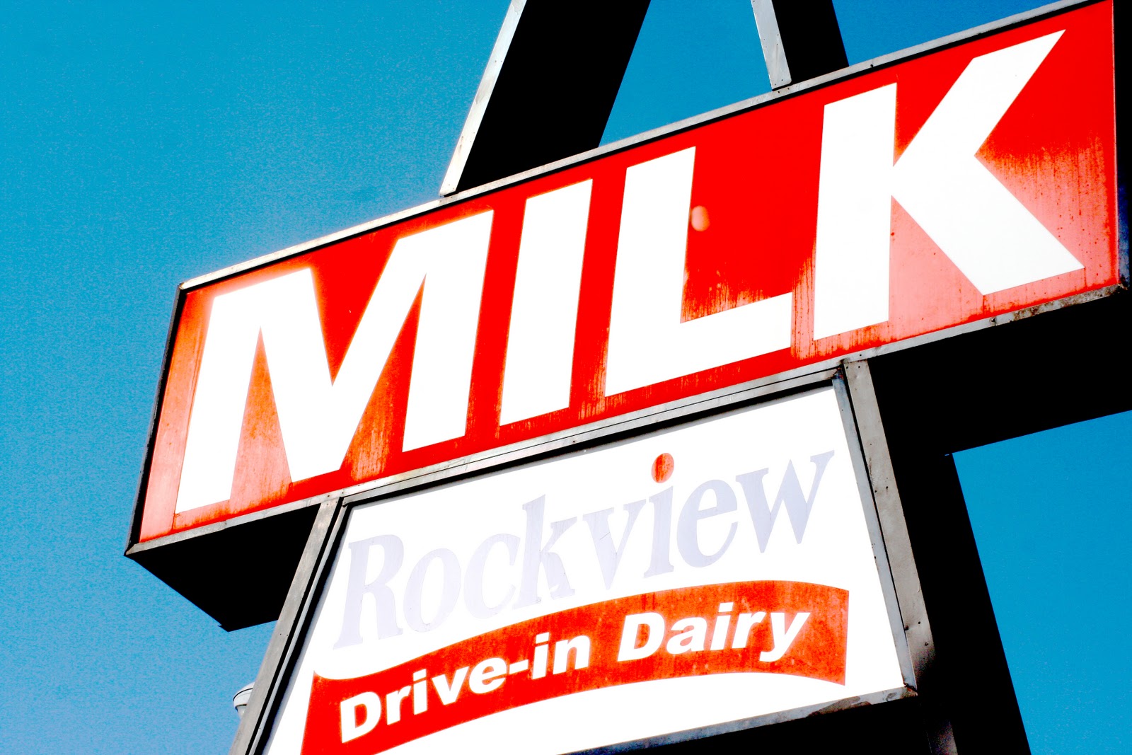 Picnics in the Park: Happiness Is: finding an old MILK sign