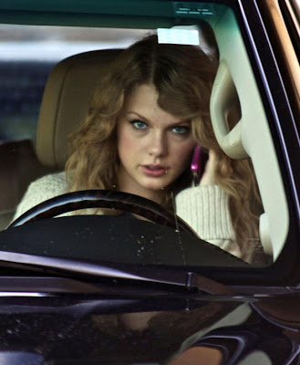 Taylor Swift Emotional Cell Phone Call ~ DISNEY STAR UNIVERSE