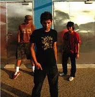 i'm death ! call me if u're ready: KAMI SUKA AZLAN BUKAN MEET UNCLE HUSSAIN