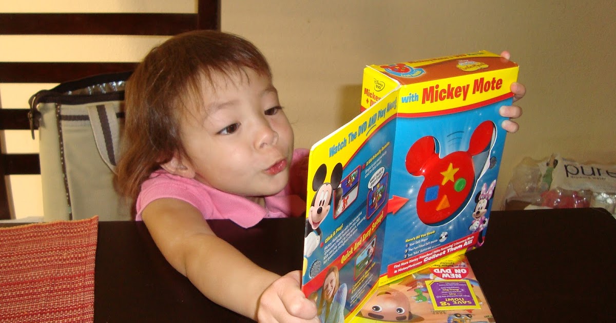 Amy Anderson: FunnyYellowMom: Aubrey's Mickey Mote Review