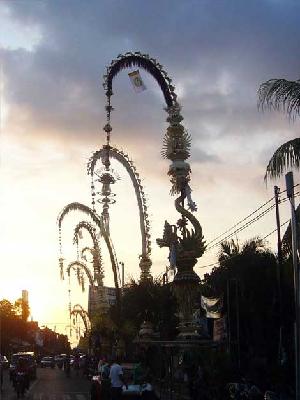 Gending Rare: Balinese Penjor