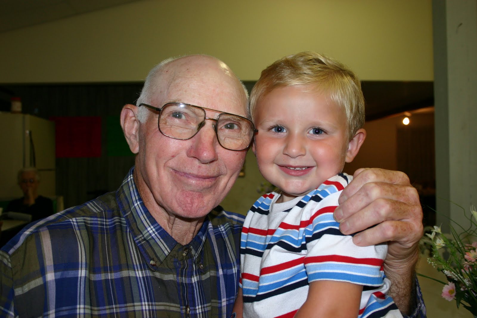 Julie Debolt's Instagram, Twitter & Facebook on IDCrawl