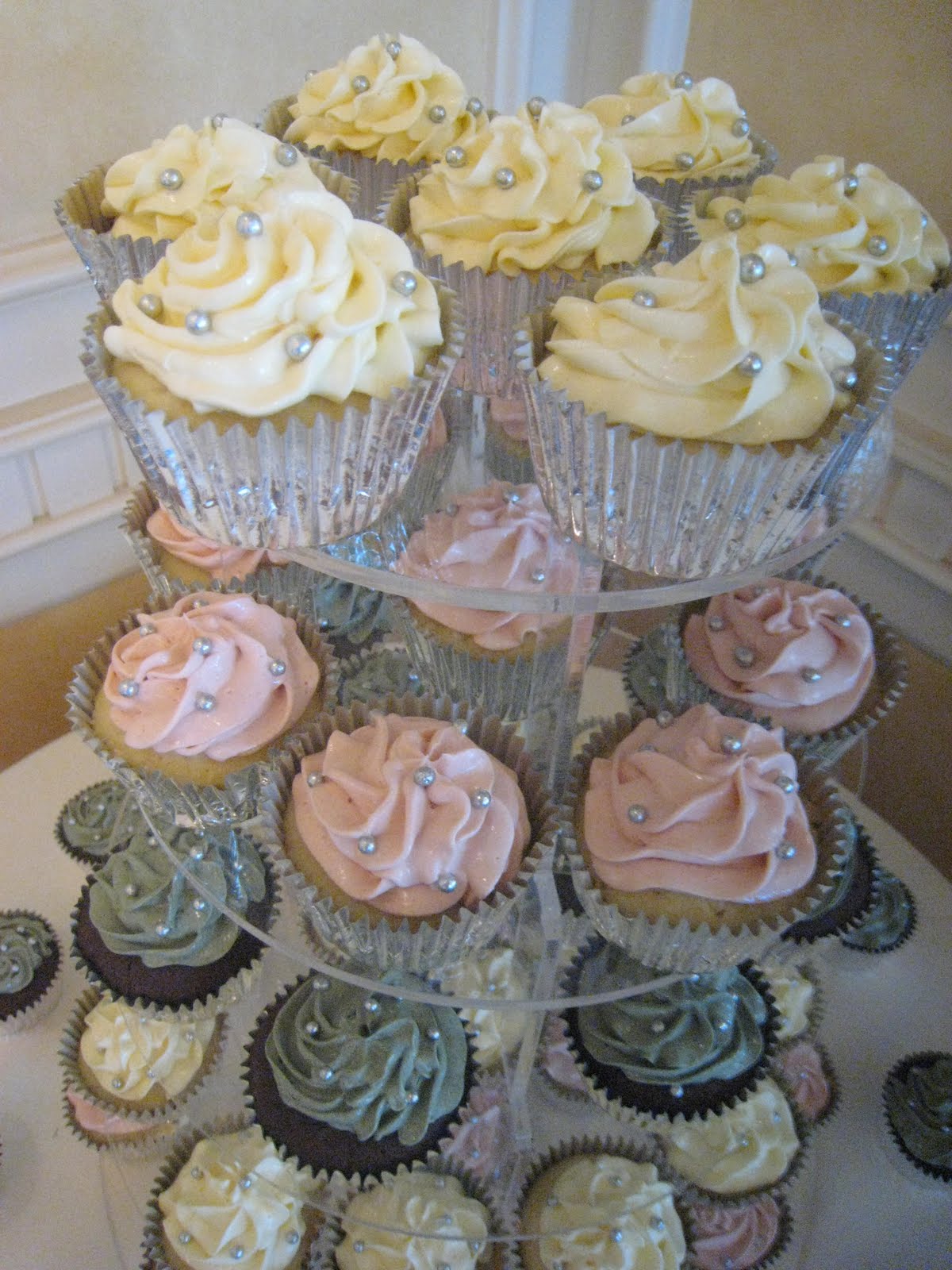 Cake in a Cup!: Four Season's ROM