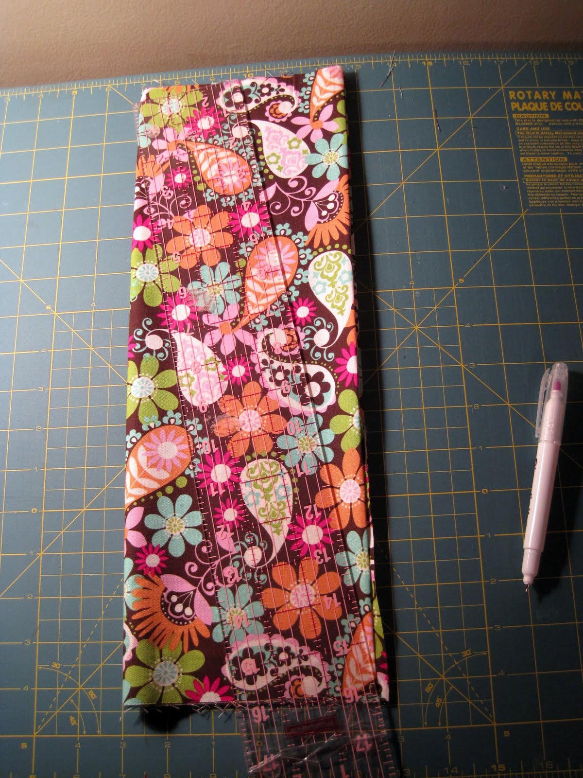 Mama Made It: Pretty Panel Dress Tutorial