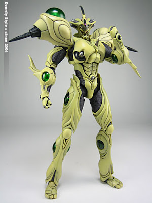 Gigantic Guyver Action Figure- Max Factory Guyver Bio Fighter ...