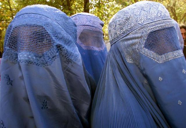 Yardy Yardy Yardy: Ban Burqas?