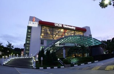 the story of Arika Yasmine: UCSI (University College Sedaya International)