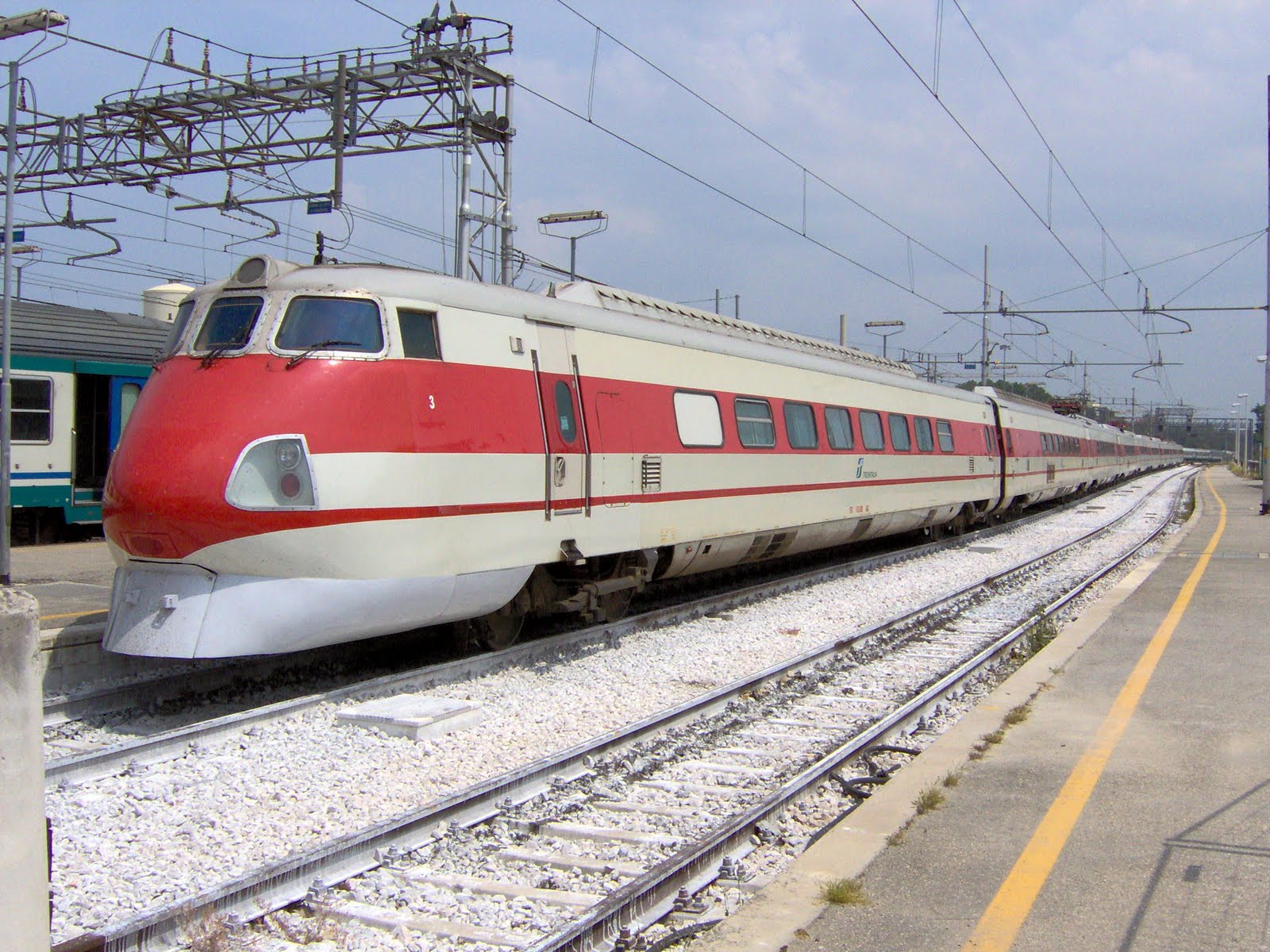 FOTO DI ANTONIO: TRENI SUPER VELOCI