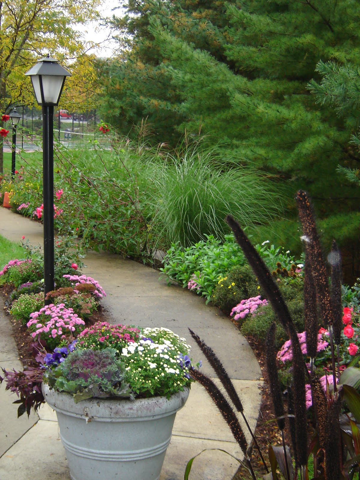 The GroundsKeeper, Inc.: Flower delivery!