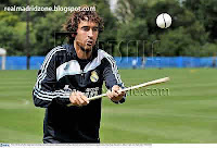 Real Madrid Zone: Raul and Cristiano Ronaldo play Hurling (Photo Gallery)