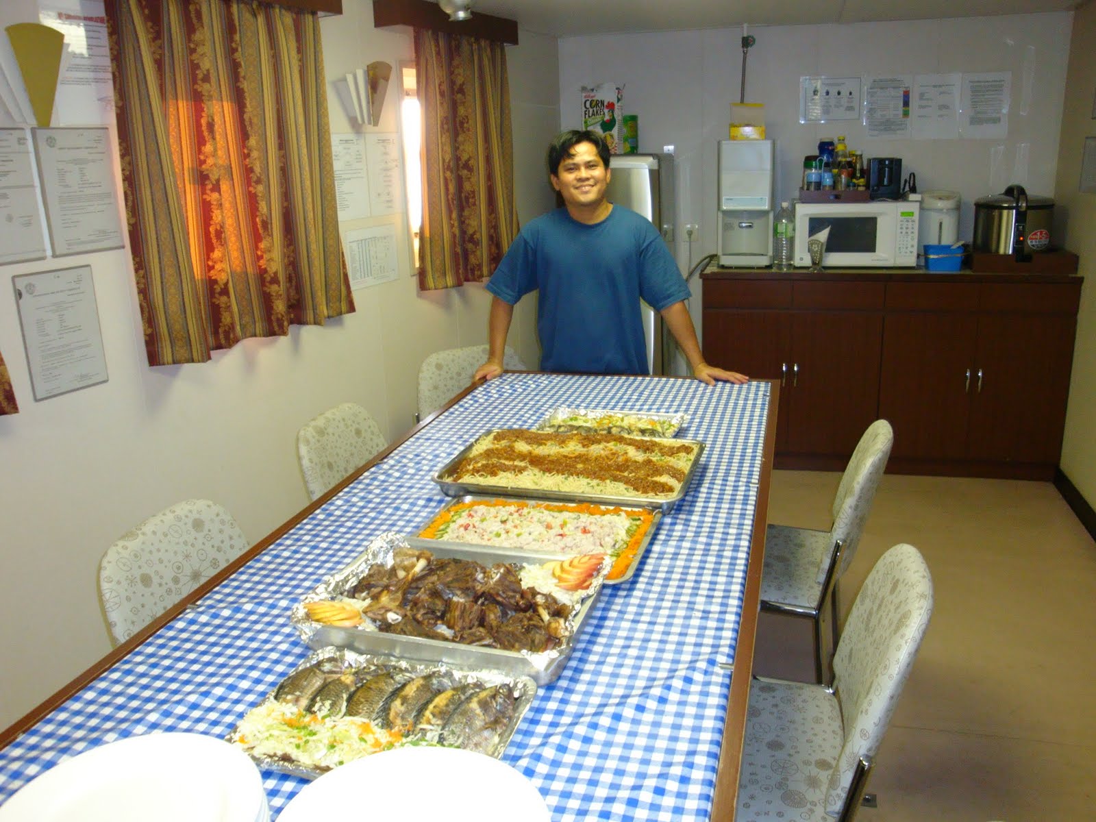 searchingnomad's world: TANKER SHIP MENU A COMBINATION OF SIMPLE STYLE ...