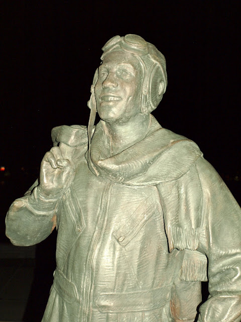 SAN DIEGO DAILY PHOTO: Bob Hope Memorial ~ Seaport Village