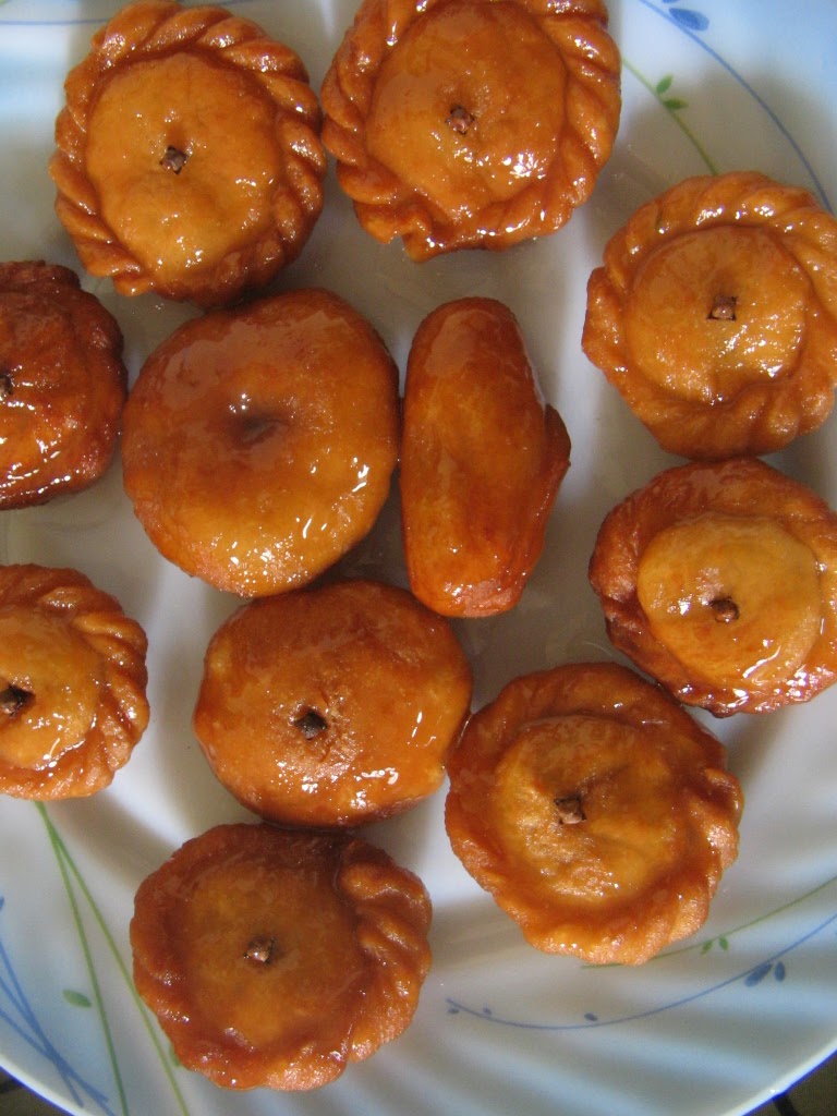 AnnaParabrahma: Khaja And Its Many Avatars