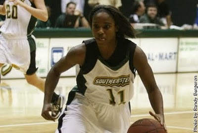 Memphis Girls Basketball: Amber Crenshaw, Erica Burgess representing at ...