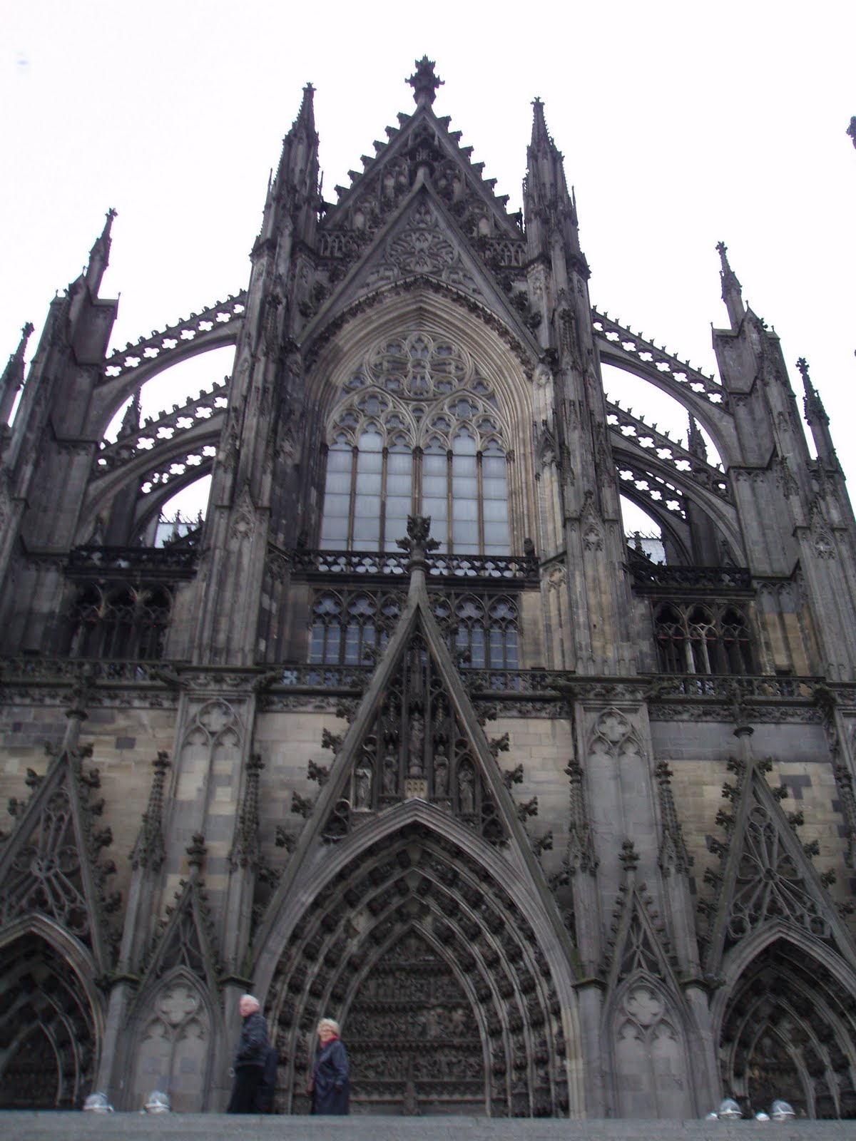 Stay Positive: Domul din Koln - stilul gotic
