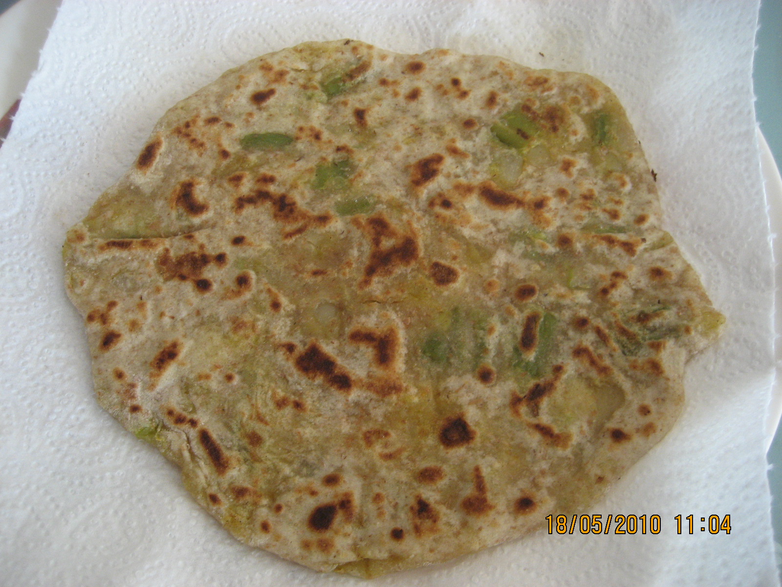 Meri Rasoi: Parantha stuffed with Potato and Beans (Aloo Faliyan ka ...