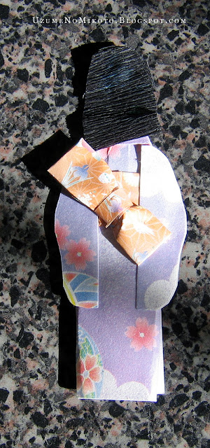 Uzume's Crafty Goodness: How to Make a Japanese Paper Doll