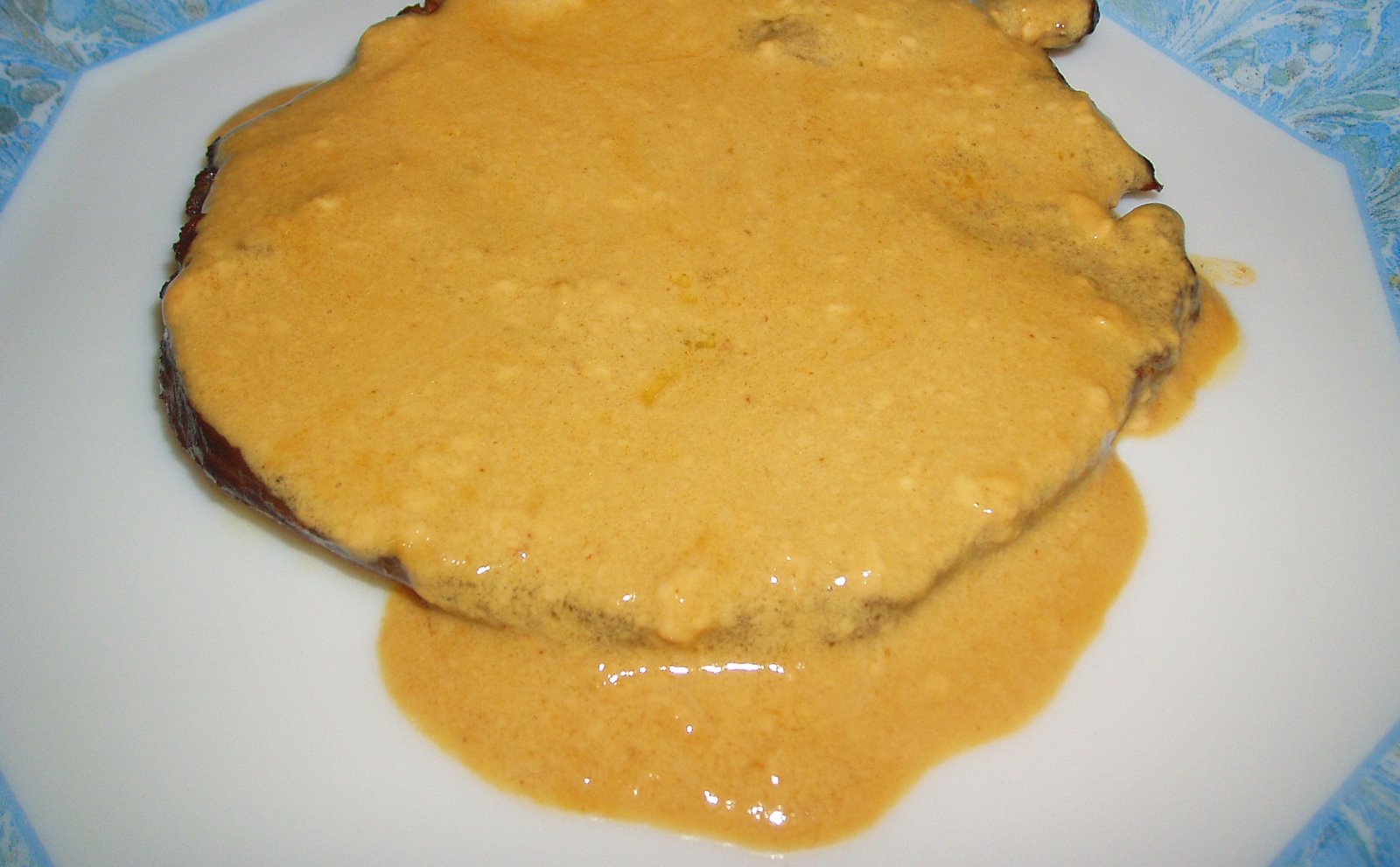 Panelaolume: Bife com Molho de Natas