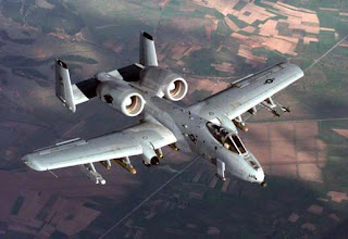 Desarrollo y Defensa: Avión A-10 Thunderbolt II