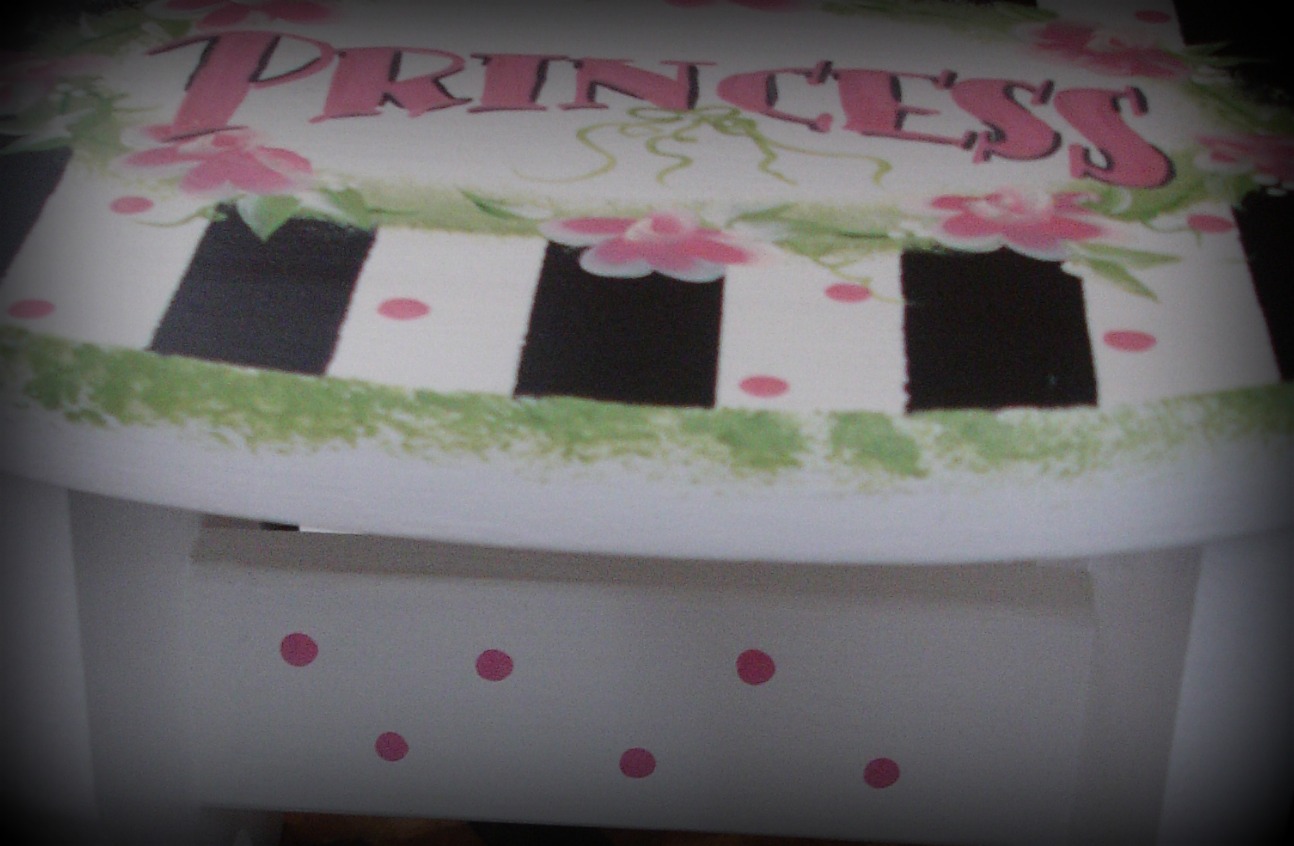 Forever Decorating!: Hand painted Princess Stool