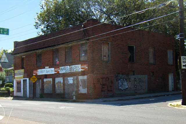 Architecture Tourist: Southside Atlanta: Jonesboro Rd at Lakewood Ave.