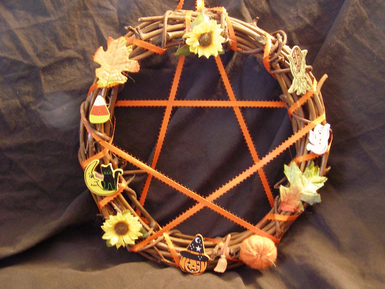 The Wiccan Life: Holiday Crafts