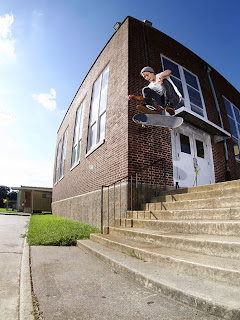 Skateboarding Guide 101: How to do frontside flip