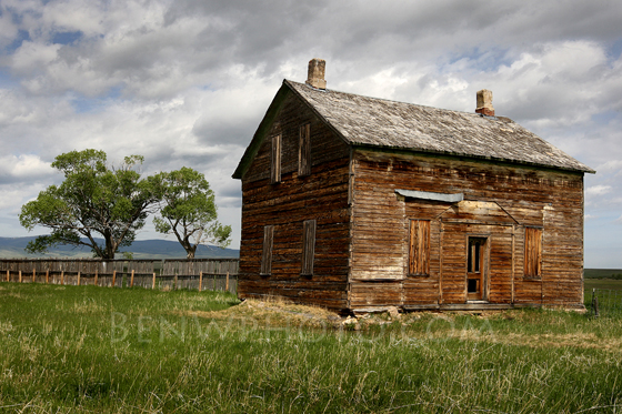 everyday vintage: frontier living