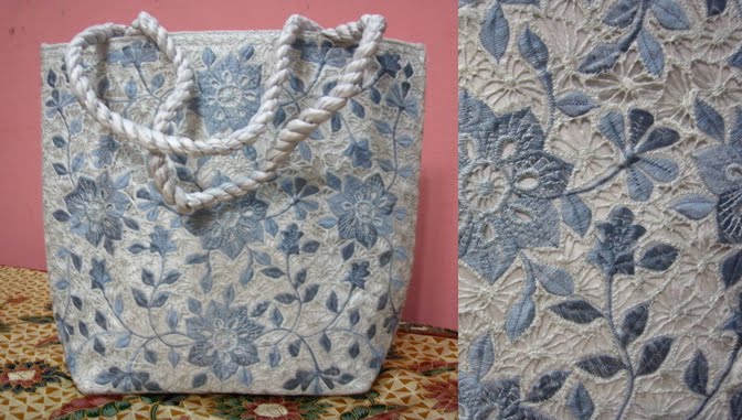 Rafflesia Purple D'Shop: Beg Telekung Sulam