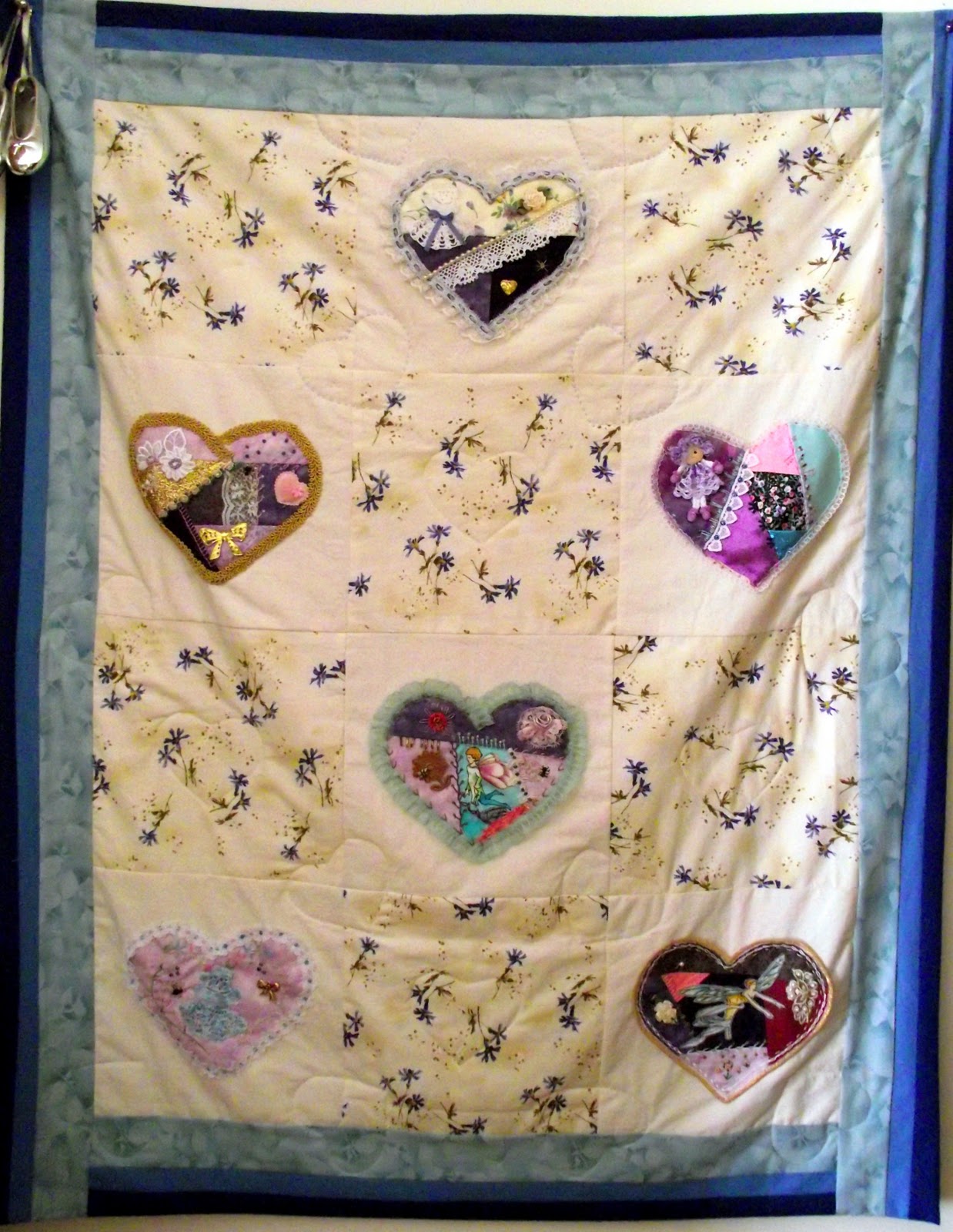 Hooks and Books: Crazy patchwork hearts