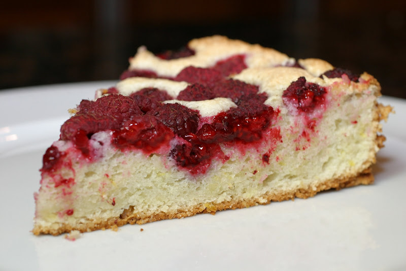 The Italian Dish: Almond Raspberry Cake