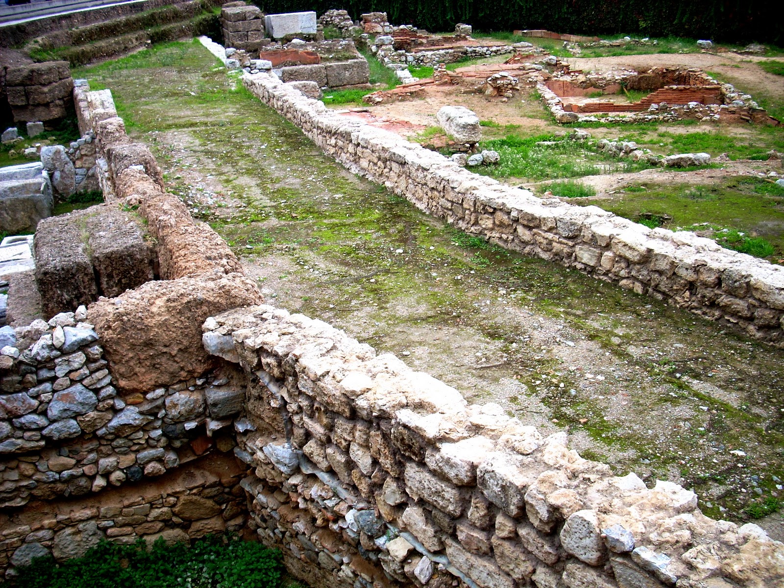 Metron Ariston: Ancient Athens