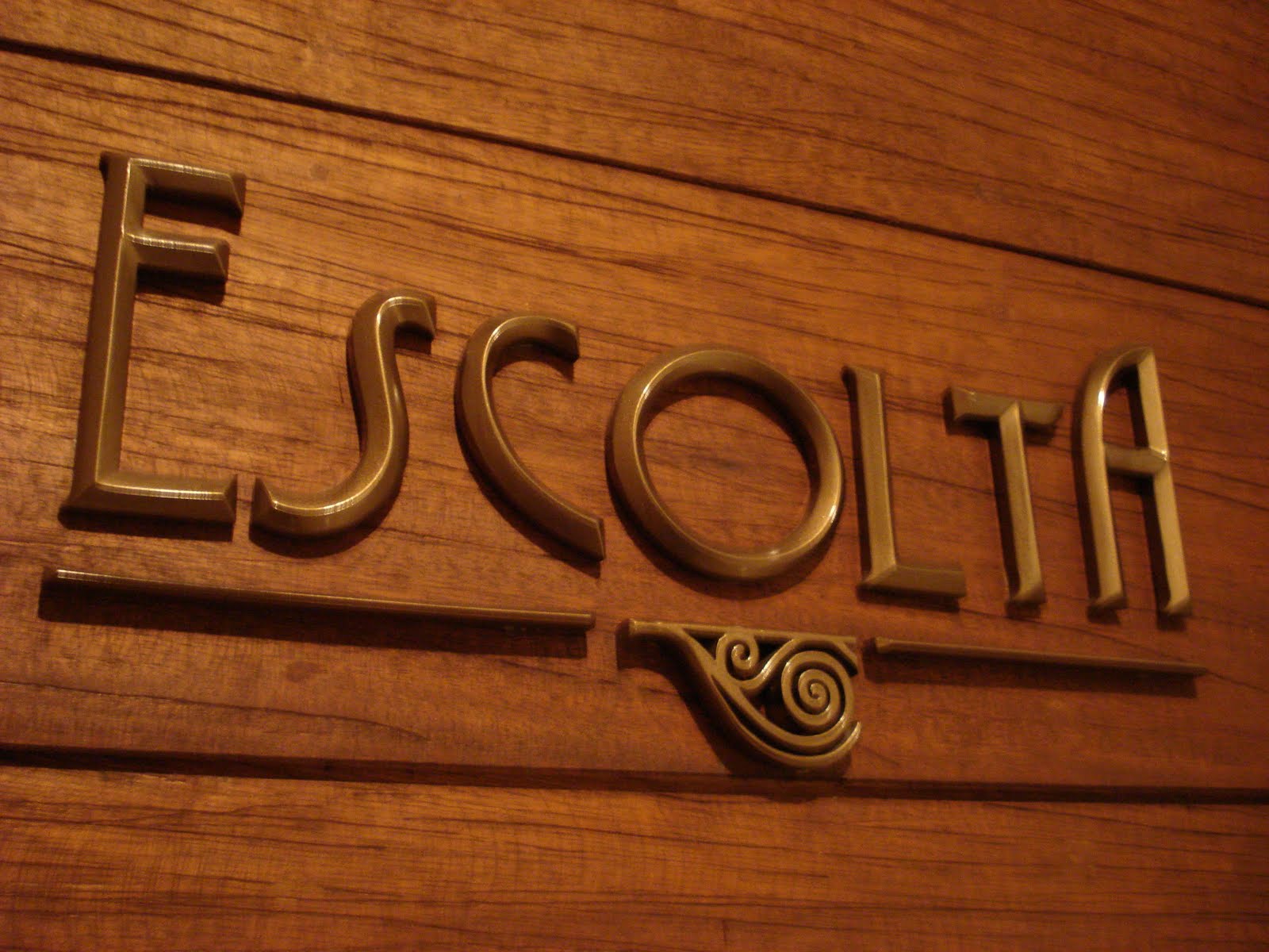 Dining the Escolta way