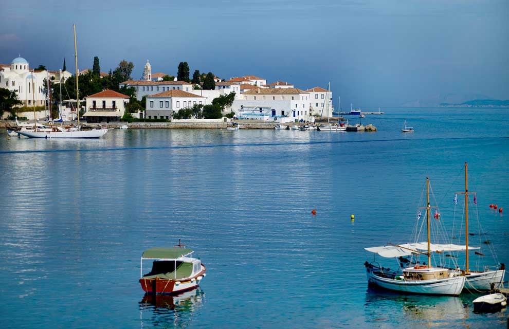 ΕΔΩ ΑΛΕΞΑΝΔΡΕΙΑ: ΜΕΓΑΛΗ ΔΙΑΦΗΜΗΣΗ ΓΙΑ ΤΙΣ ΣΠΕΤΣΕΣ ΜΕ ΤΟΝ ΓΑΜΟ ΤΟΥ ...