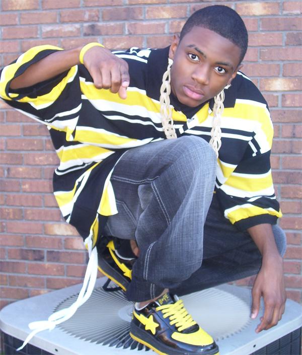 B@PE$ ROCK!: Who wears Bapes?