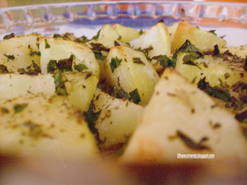Rê Comendo: Batatas Simples de Forno